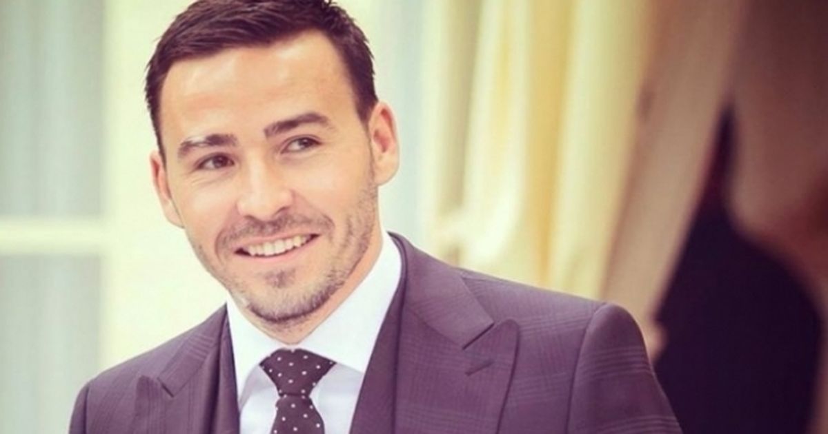 Adi Cristea, iubește din nou?! Zâmbete la terasă cu o blondă - WOWBiz