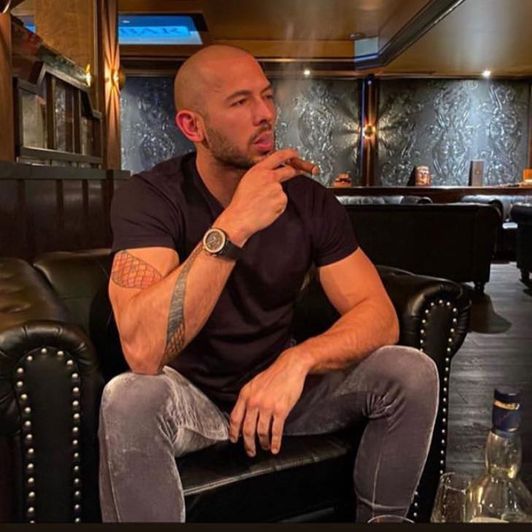 Cobra Tate sare în ajutorul minorei de 13 ani din Târgu Jiu: „Vreau să ...