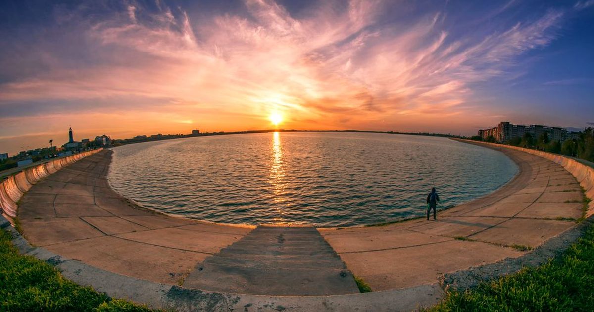 Povestea stranie care înconjoară Lacul Morii. De ce se numeşte şi Lacul ...
