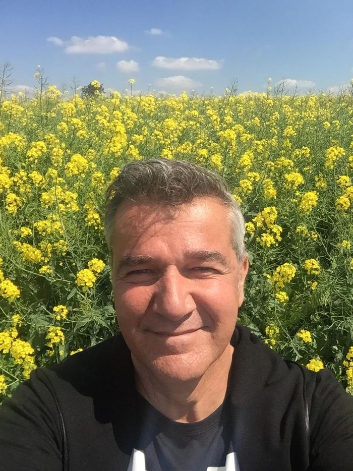 Câți copii are Dan Bittman. Celebrul cântăreț se mândrește cu băieții ...