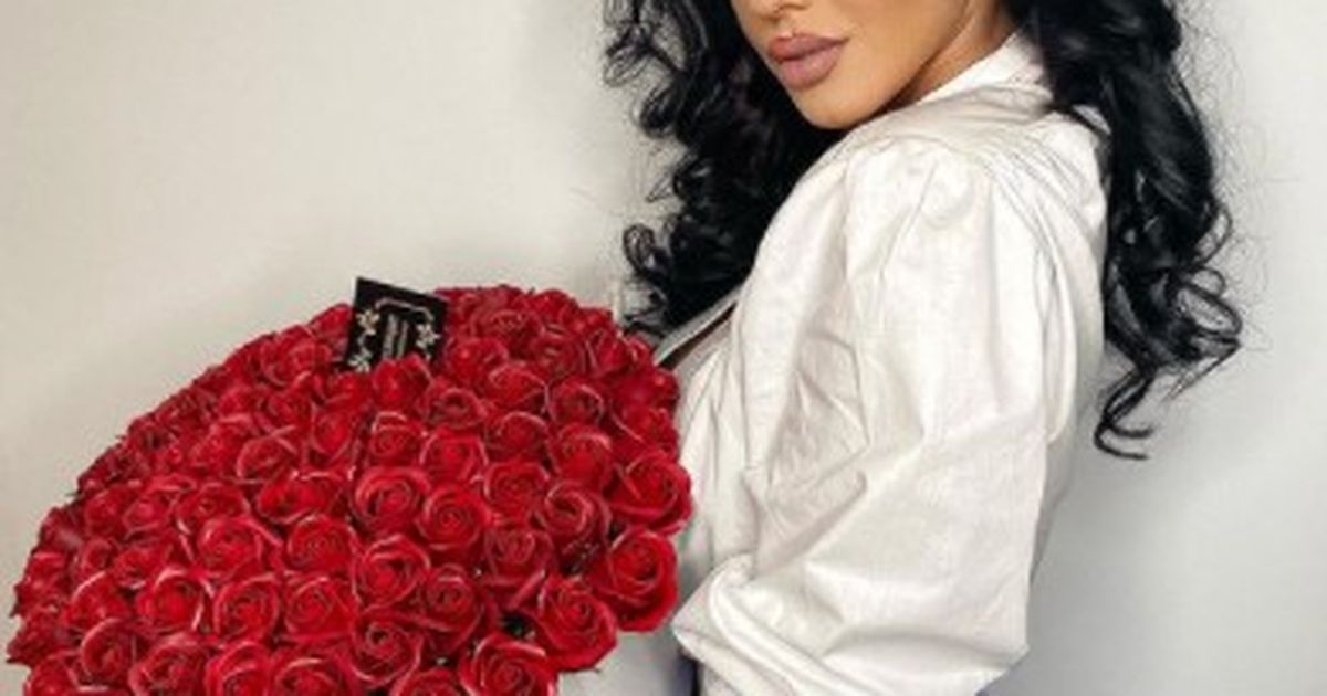 VIDEO incredibil! Ella, primele imagini cu noul iubit! Filmați în timp ...