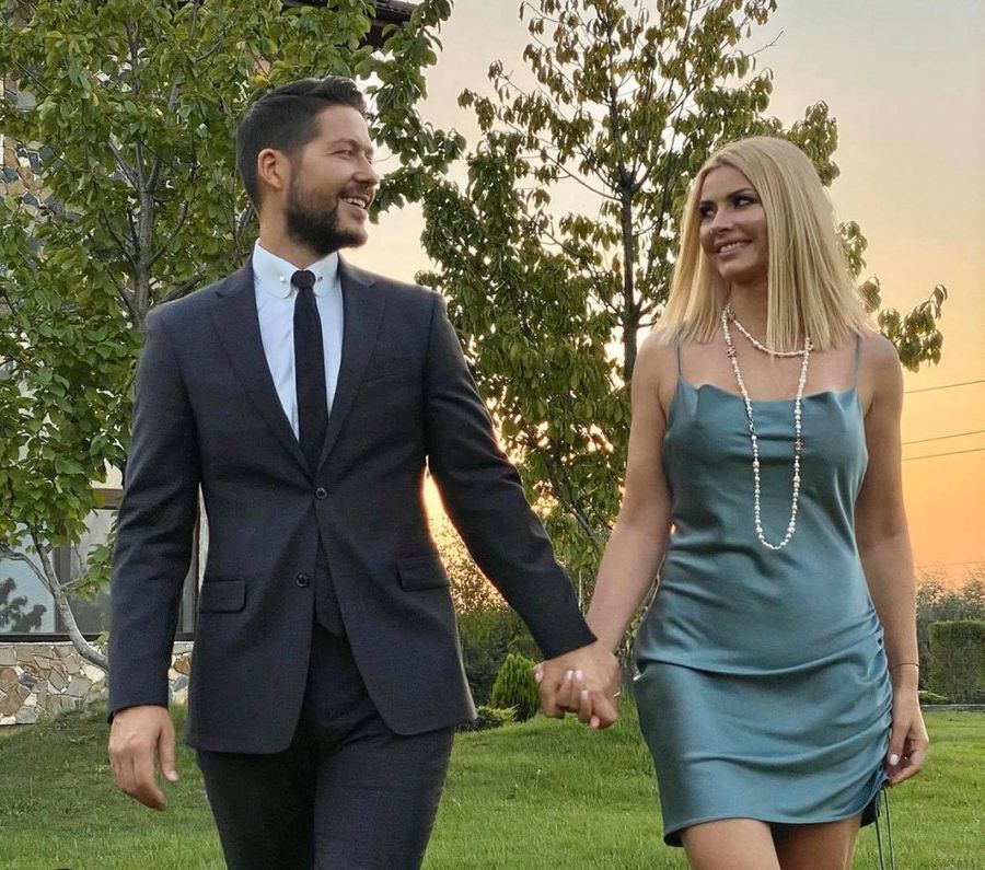 Jorge a încercat să-i facă o surpriză soției sale, însă el este cel ...