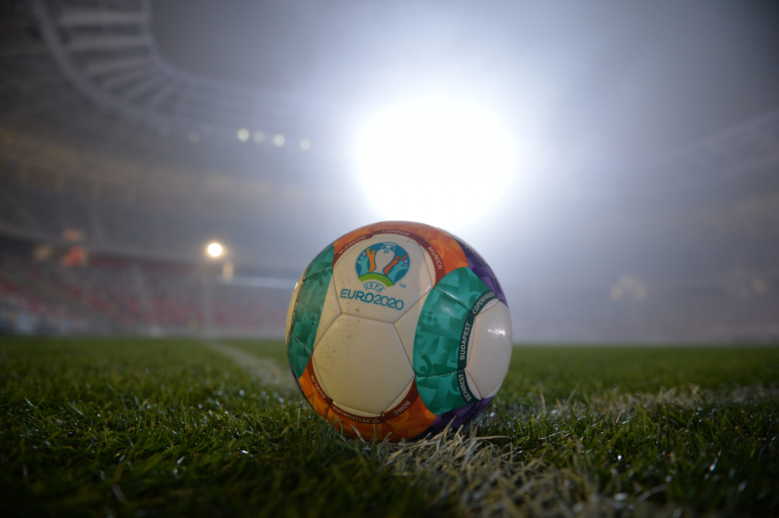 Program UEFA EURO 2020. Ce meciuri de la Campionatul European de Fotbal ...