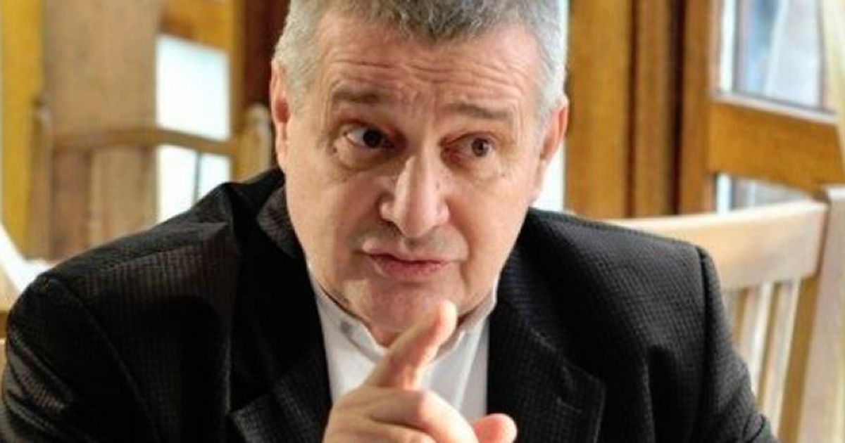 Dezastru pentru Mircea Dinescu! Poetul a rămas fără portul de la Dunăre ...