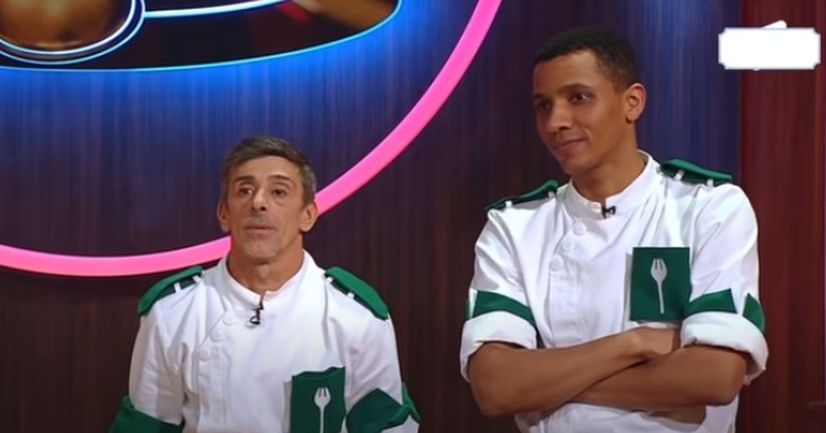 Eliminare Chefi la cuțite sezonul 9. Plecarea lui Alexandro Matias a ...