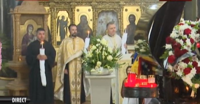 Florin Condurățeanu este condus pe ultimul drum. Primele imagini de la ...
