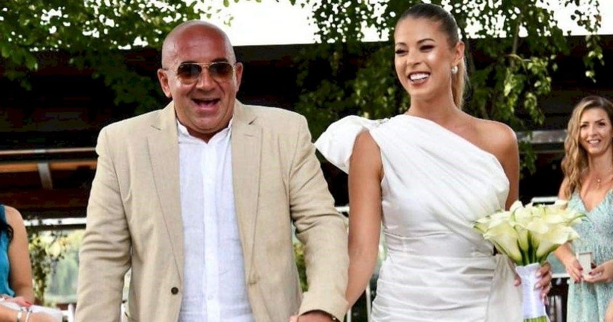 Roxana Nemeș, scoasă din sărite de un fan! "Ai avut relații numai cu ...