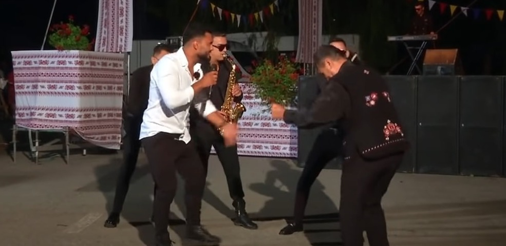 Își încheie Nea Marin activitatea artistică odată cu împlinirea vârstei ...