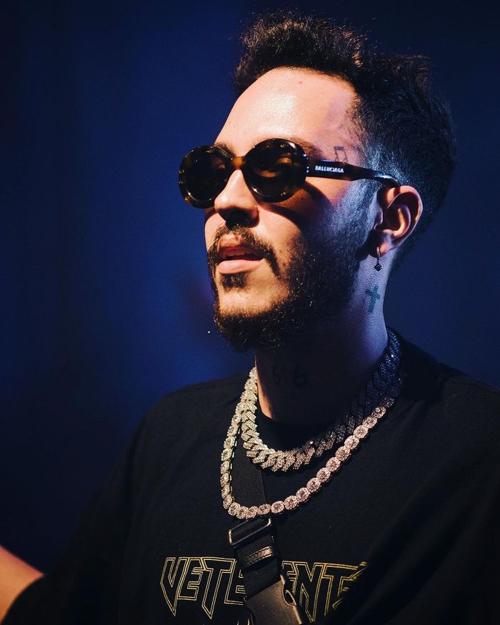 Ce este muzica trap și cine sunt cei mai cunoscuți trapperi din România ...