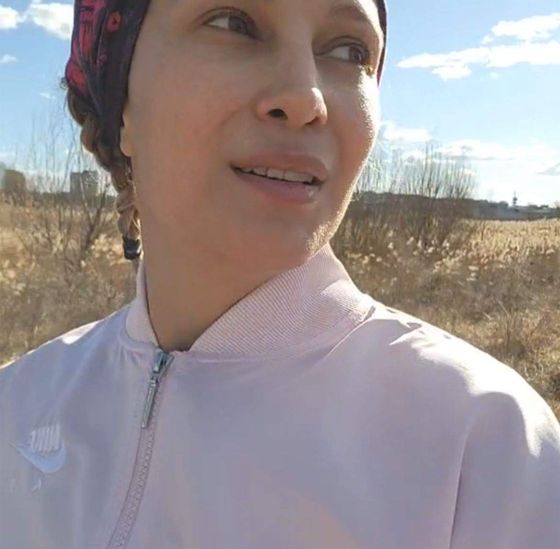 Așa arată Lora fără filtre și fără machiaj! Artista a închis gura ...