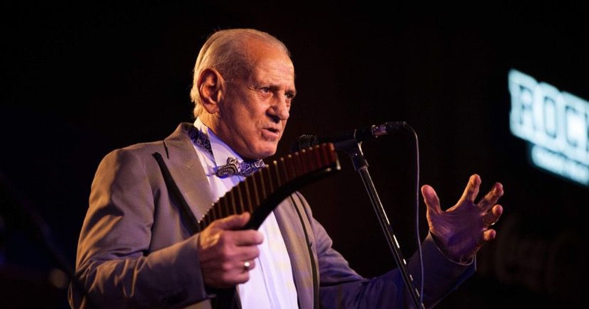 Cum arăta Gheorghe Zamfir în tinerețe. A ămplinit 81 de ani - WOWBiz
