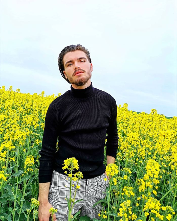 Cine este Adrian Soare de la Mireasa, sezonul 5. Concurentul se află în ...