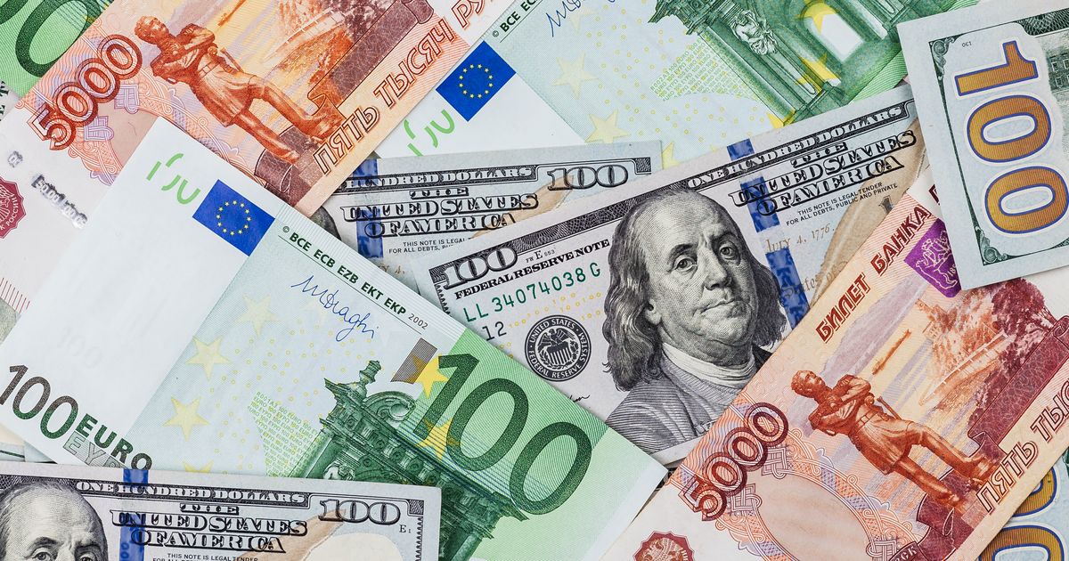 Curs valutar BNR, joi, 14 aprilie 2022. Cât costă astăzi un euro? Cursul valutar la zi - WOWBiz