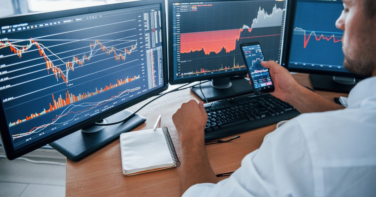 Curs valutar BNR, luni, 18 aprilie 2022. Cât costă astăzi rubla ...