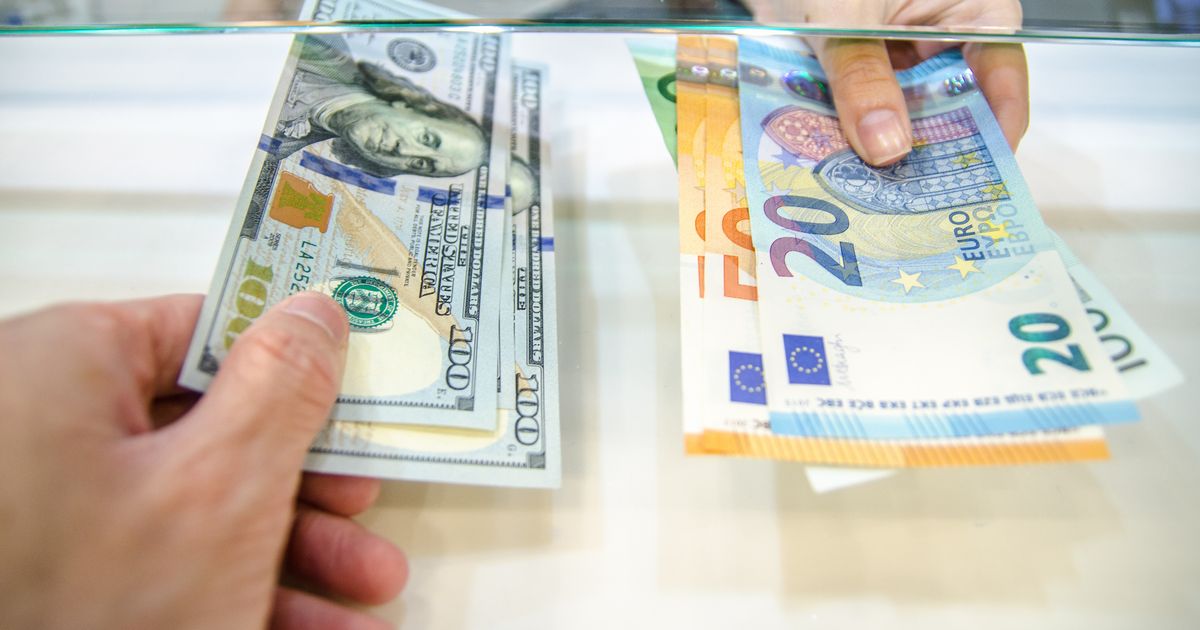 Curs valutar BNR, miercuri, 31 august 2022. Cât costă astăzi un EURO? Cursul valutar la zi - WOWBiz