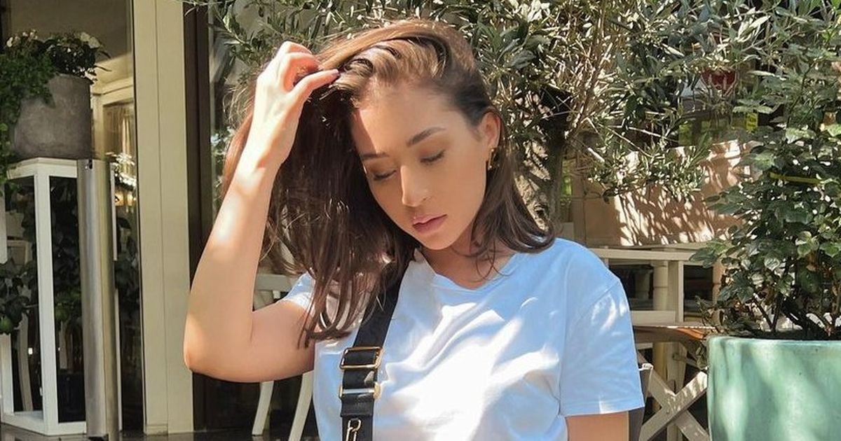 Nicole Cherry a apărut pe internet cu capul spart! Ce i s-a întâmplat ...