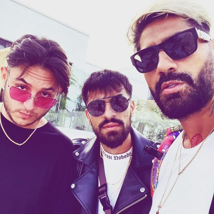 Biografie Johny Romano. Pasiunile și povestea de viață a cântărețului - WOWbiz.ro