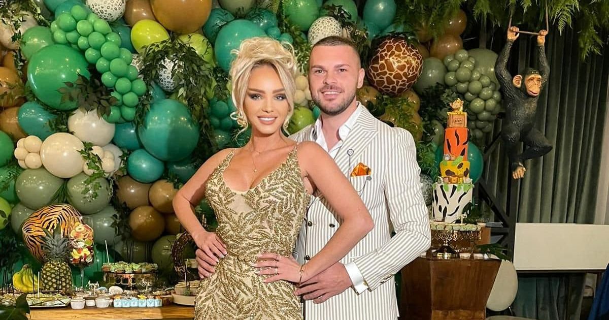 Maria Constantin și Robert Stoica și-au ales nașii! Cum se desfășoară ...