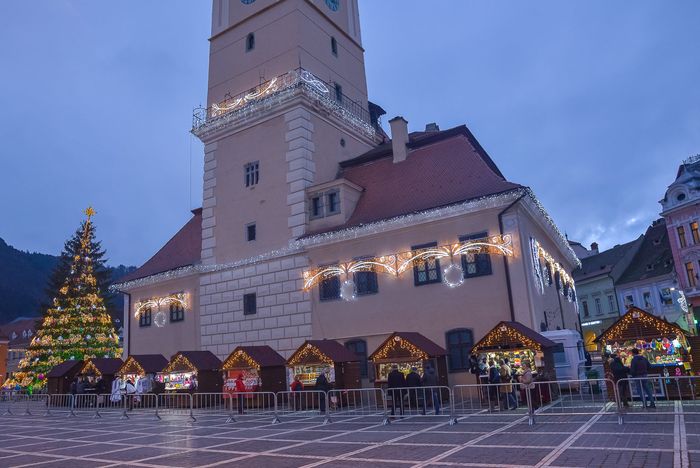 Când se deschide Târgul de Crăciun din Brașov 2022. Cum va arăta Piața ...