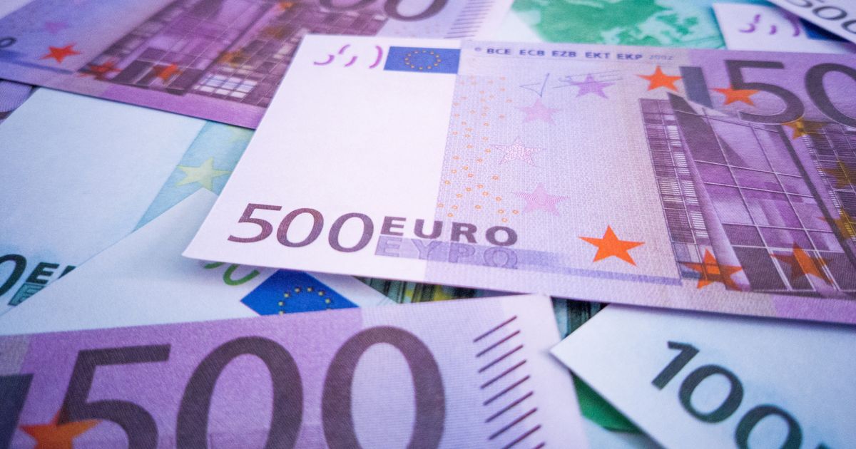 Curs valutar BNR, vineri, 30 decembrie 2022. Cât costă astăzi un EURO? - WOWBiz