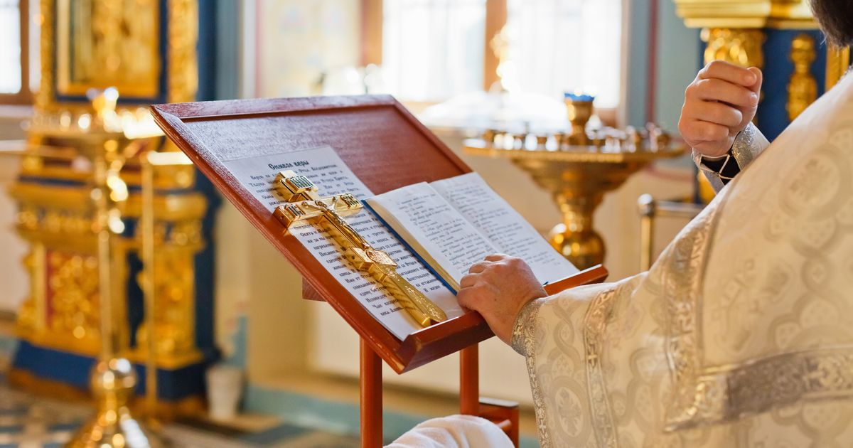 Calendar Ortodox, vineri, 10 februarie 2023. Mare sărbătoare cu cruce ...