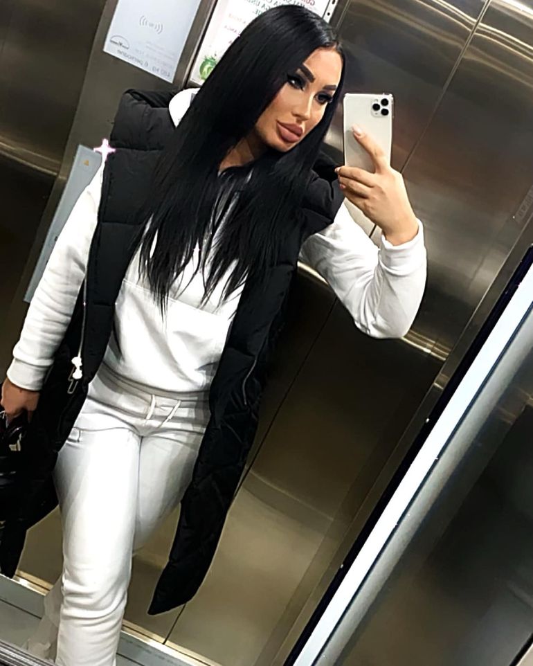 Dana Badea este însărcinată iar, după ce a pierdut o sarcină. Fosta ...