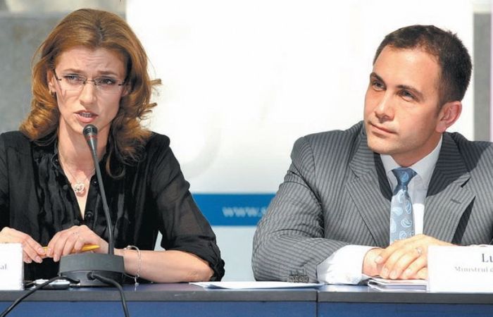 Cine este Alina Gorghiu. Biografie: vârstă, studii, carieră, familie ...