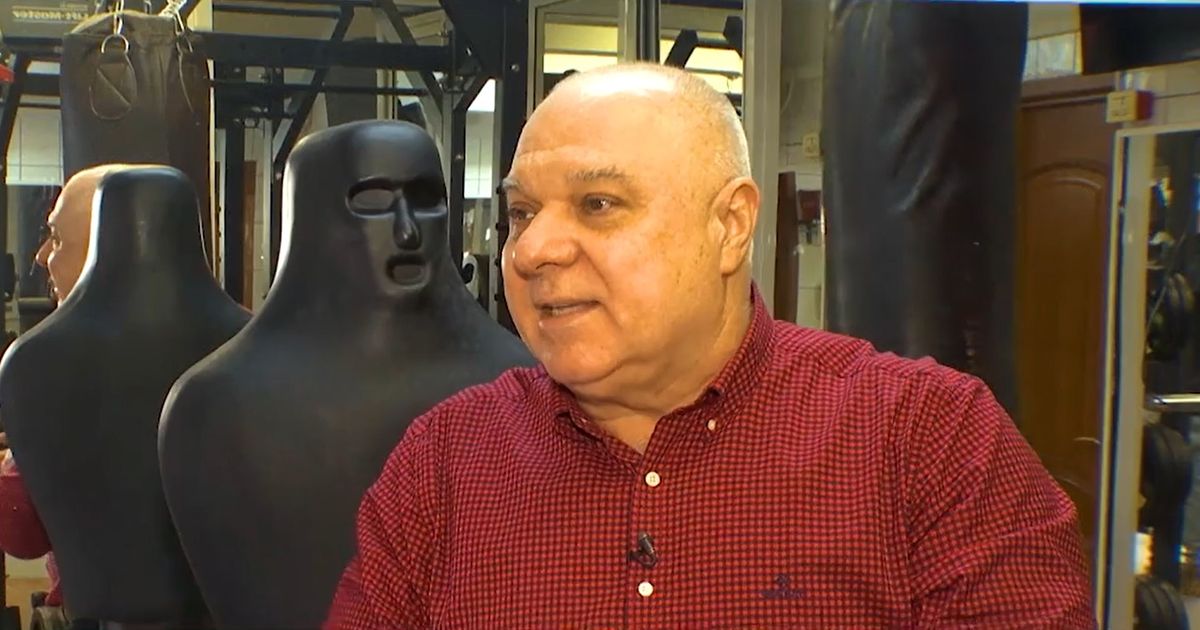 Marius Marinescu și-a construit o casă rezistentă chiar și în fața unui ...