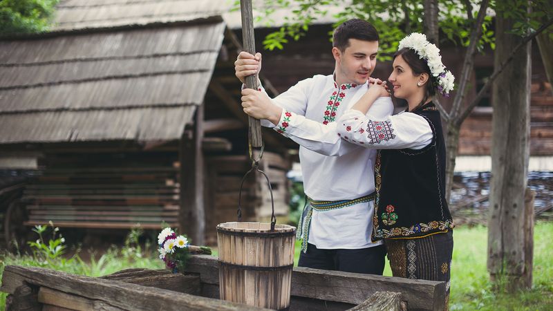 Tradiții de Dragobete 2023. Semnificația expresiei: „Dragobetele sărută ...