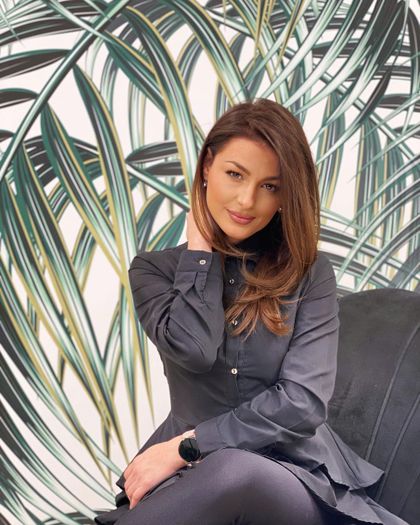 Cine este Elena Marin. Biografie: vârstă, carieră, familie. Află totul ...
