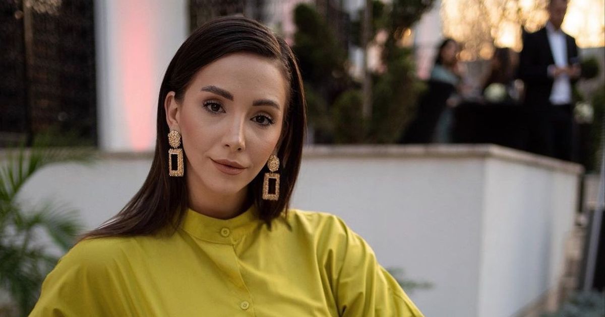 Cine e Manuela Lupașcu, presupusa iubită a lui Alex Leonte. Nepotul lui Nea Marin a dat-o ...