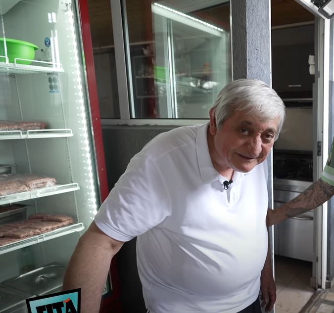 Sandu Cocoșatu, cel mai cunoscut grataragiu și patron din Capitală ...