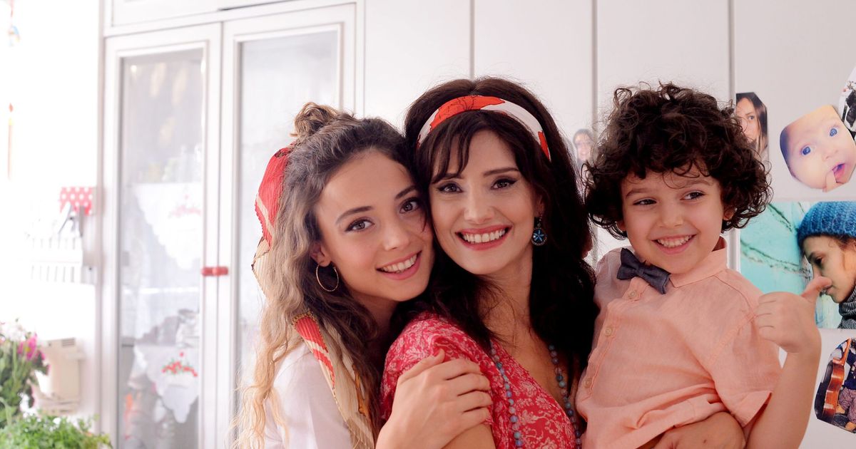 Noul serial turcesc “Melek” are PREMIERA astăzi, de la ora 20:00, la ...