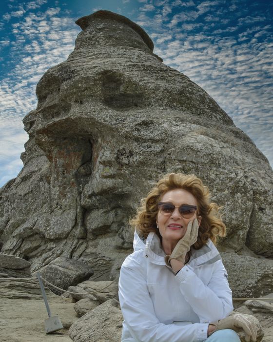 Cine este Angela Similea? Biografie: vârstă, studii, carieră ...