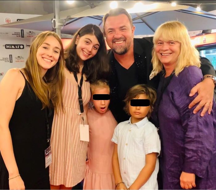 Cine este Horia Brenciu. Biografie: vârstă, carieră, familie. Artistul ...