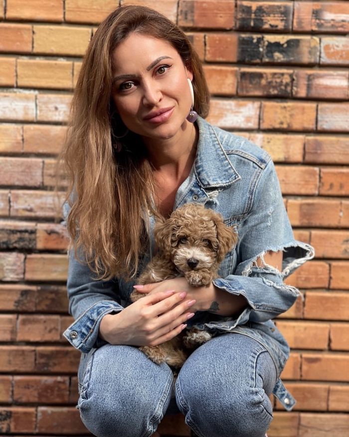 „Tatăl lui Nor nu mă ajută” Nicoleta Dragne organizează singură botezul ...