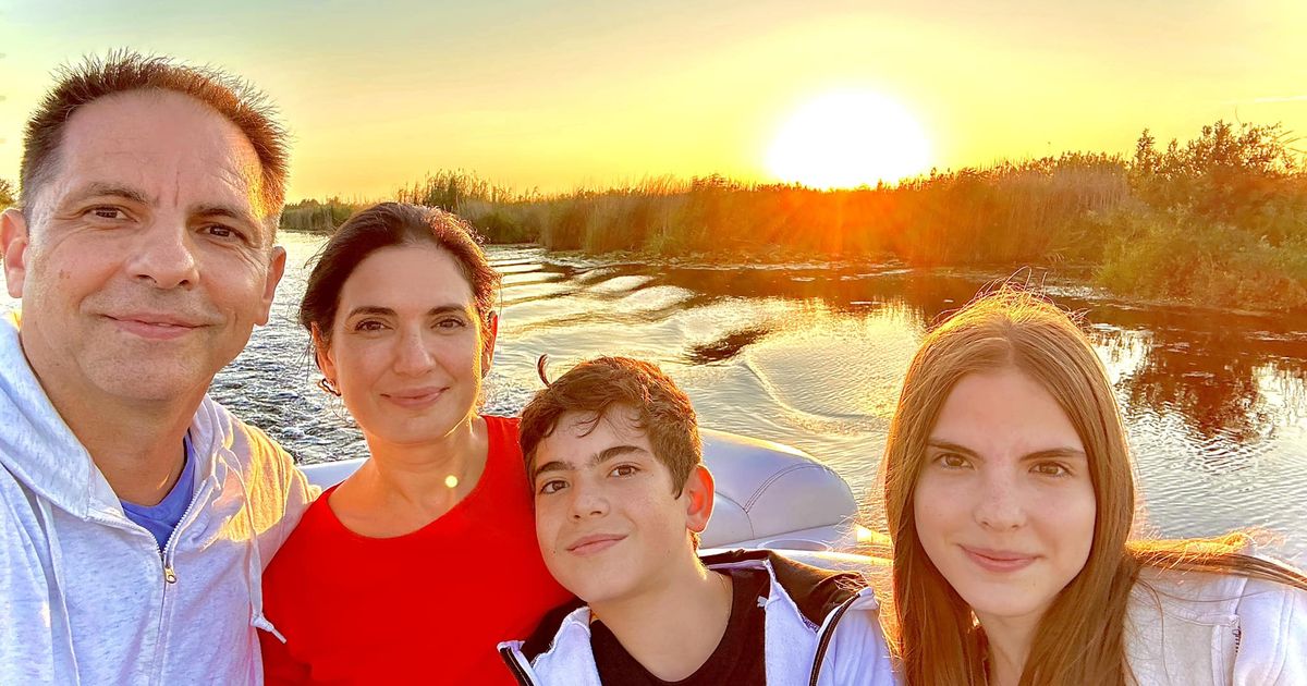 Imagine unică cu familia lui Dan Negru: „Nu apar la televizior, nu sunt ...