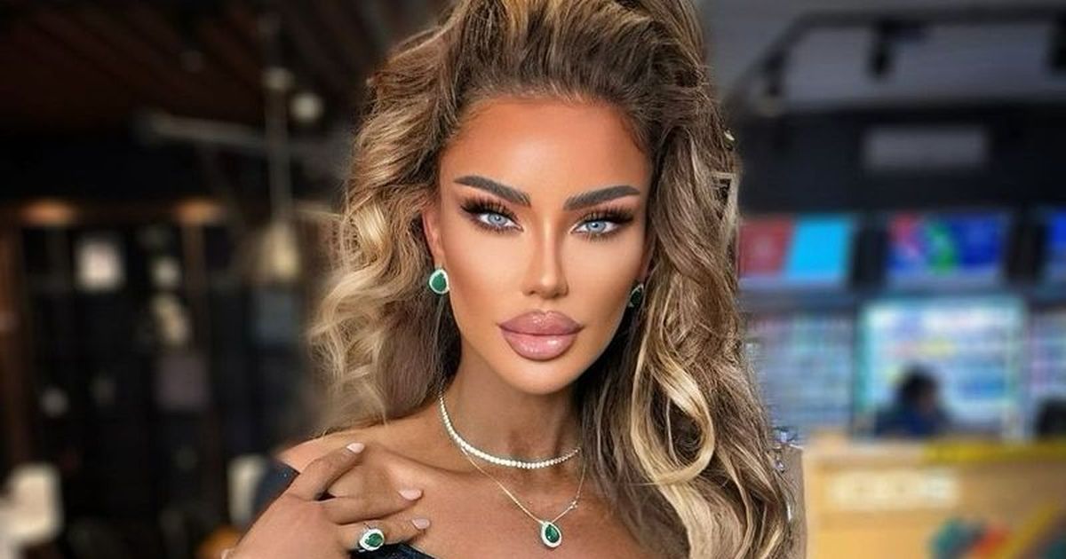 Bianca Drăgușanu și-a câștigat primii bani la vârsta de 16 ani! Vedeta ...