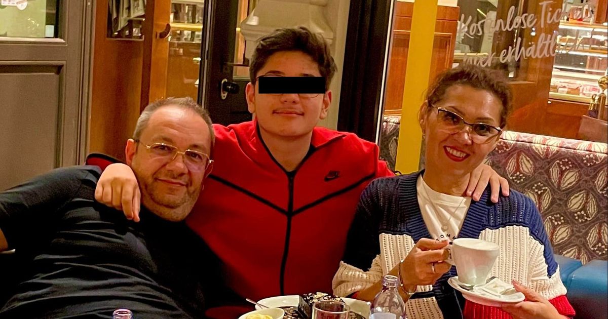 „Ne-a crescut băiatul mare” Fiul Minodorei va împlini în curând 14 ani ...