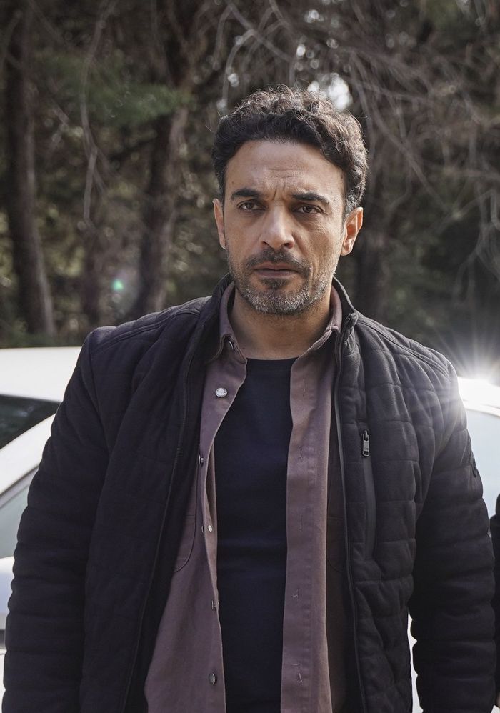 Incredibil ce a făcut actorul Uğur Aslan, Eren din serialul "Secrete de ...