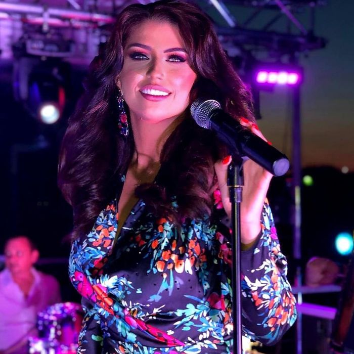 ”Atunci m-am panicat” Alina Radi a plecat plângând de la ultima nuntă ...