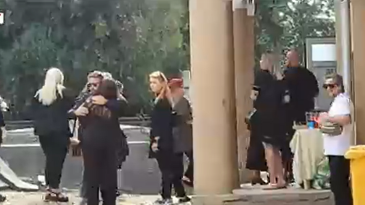 În ce stare a găsit-o, de fapt, turista din Mamaia pe Dj Lalla?! Tatăl ...