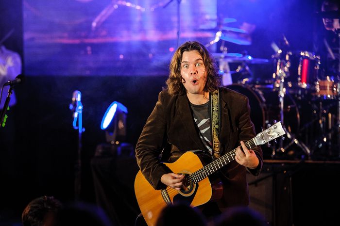 De unde vine numele trupei "Bosquito". Radu Almășan a făcut ...