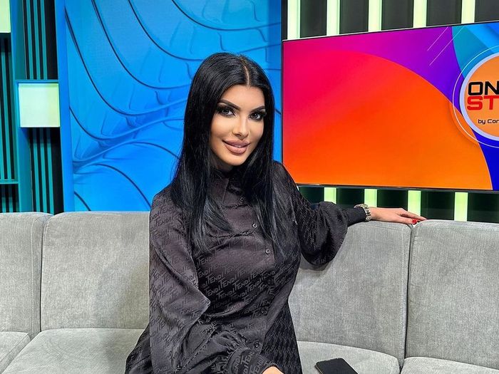 A schimbat-o sau nu faima pe Andreea Tonciu?! Frumoasa brunetă a ...