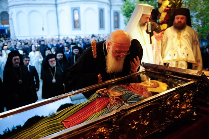 Minunile Sfântului Mucenic Dimitrie, Izvorâtorul de Mir. Biserica ...