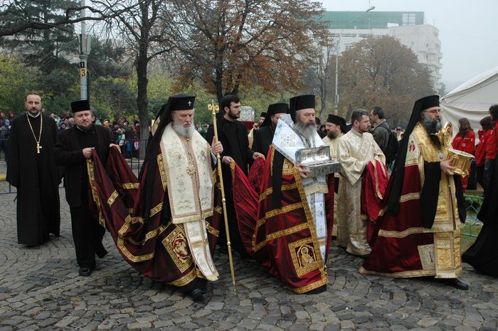 Minunile Sfântului Mucenic Dimitrie, Izvorâtorul de Mir. Biserica ...