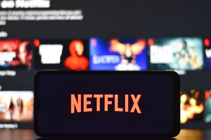 TOP 10 seriale de pe Netflix în noiembrie 2023. Vezi care sunt cele mai ...