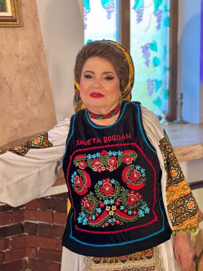 Suma colosală la care se ridică colecția de costume populare a Savetei ...
