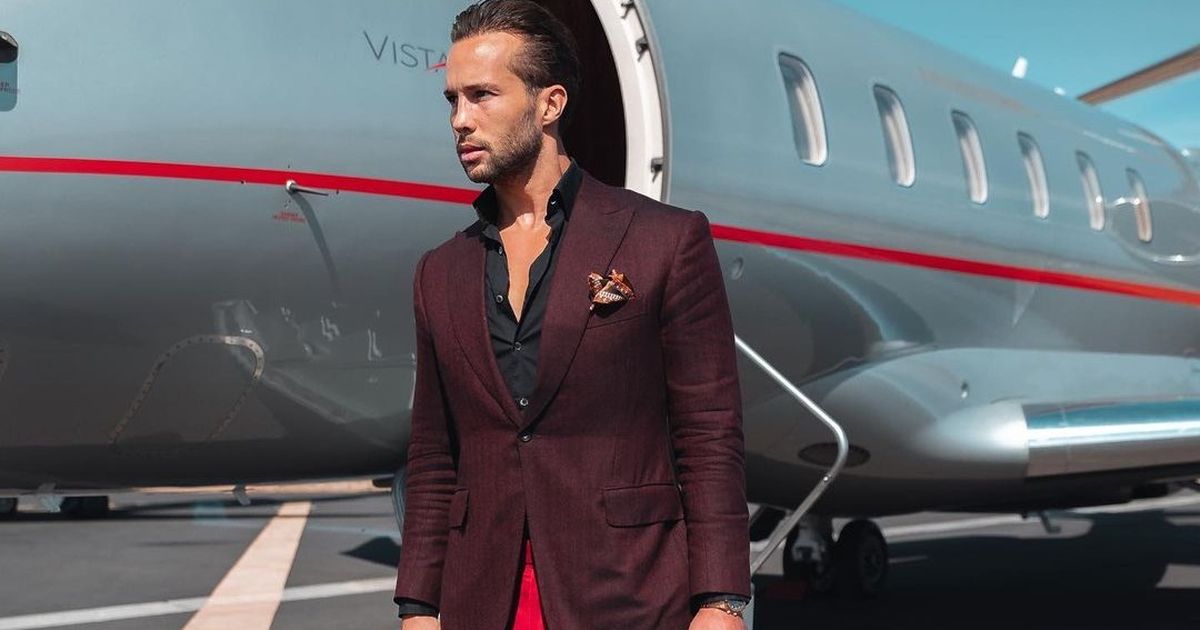 Cine este Tristan Tate? Biografie: vârstă, studii. carieră. Milionarul ...