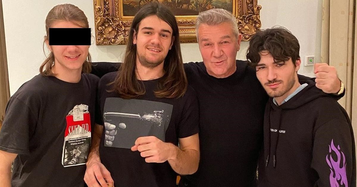 Dan Bittman, un tată mândru! Fiii săi, Alexandru și Patrick, îi calcă ...